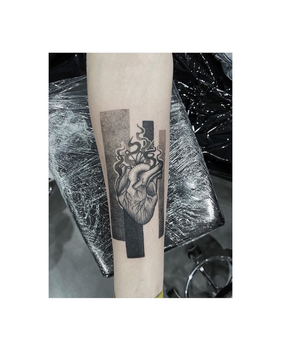 Tatuaż #82354 - Laura Kubal - Styl: Dotwork | TattooArtist